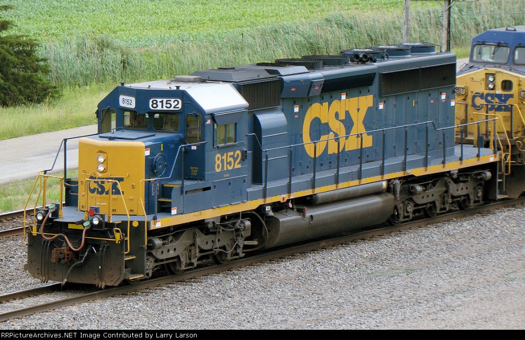 CSX 8152